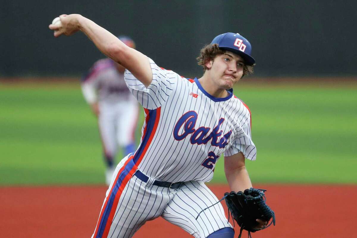 Grand Oaks splits, suffers first loss of season at Ferrell Classic