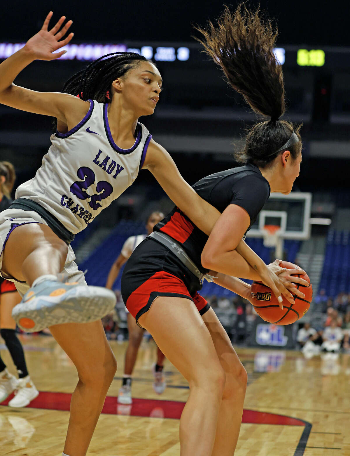 Lubbock Cooper pulls away from Fulshear in 5A state semifinal