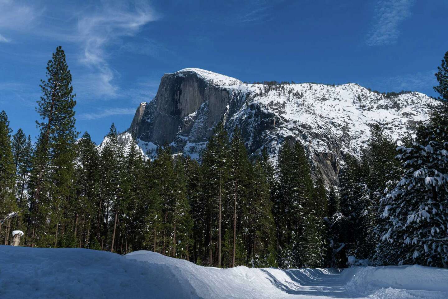 Stunning photos show Yosemite National Park under 15 feet of snow