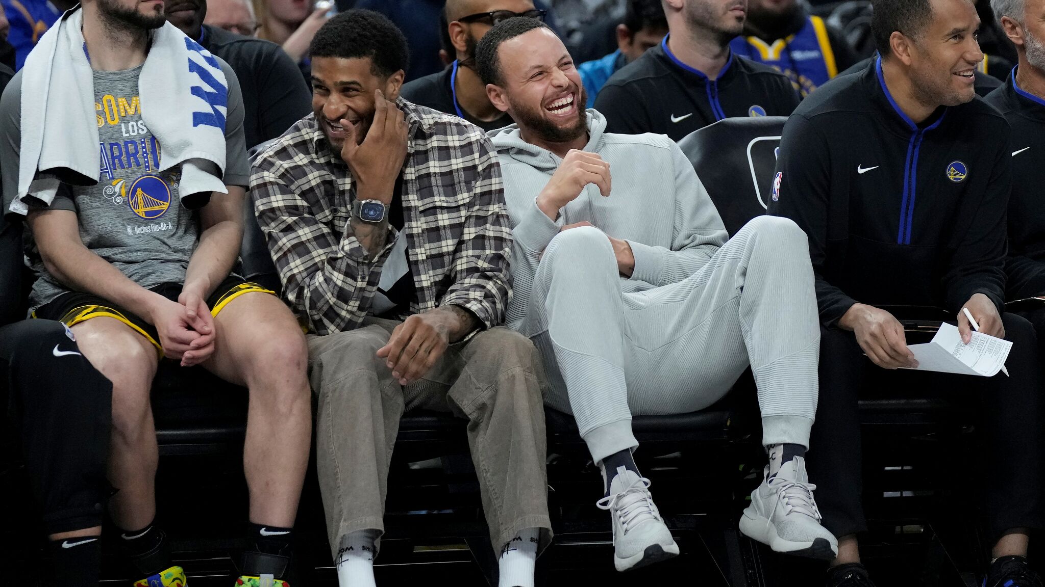 It appears Steph Curry will return for Warriors-Lakers Sunday