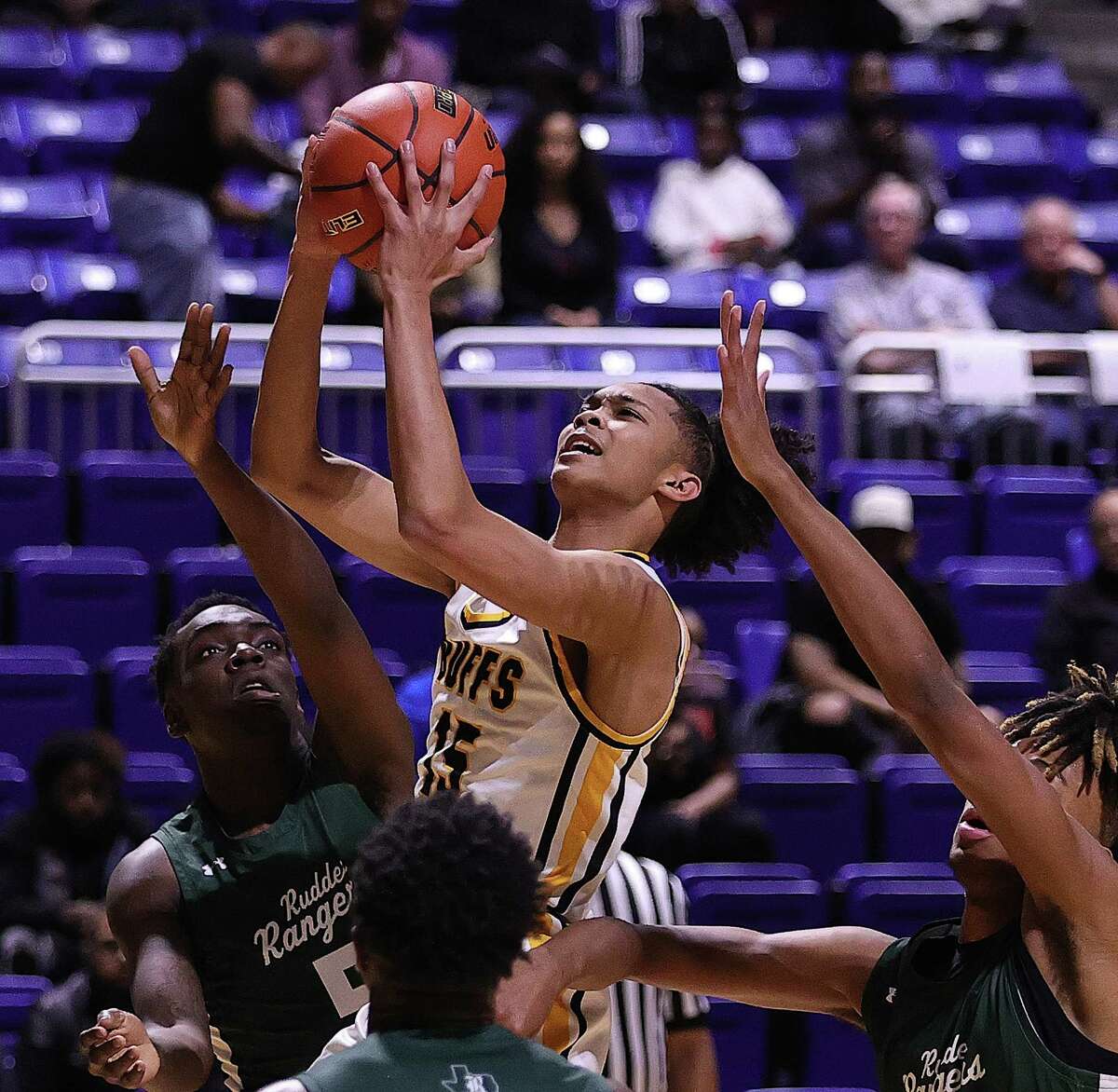 Fort Bend Marshall Buffalos top Rudder Rangers for playoff win