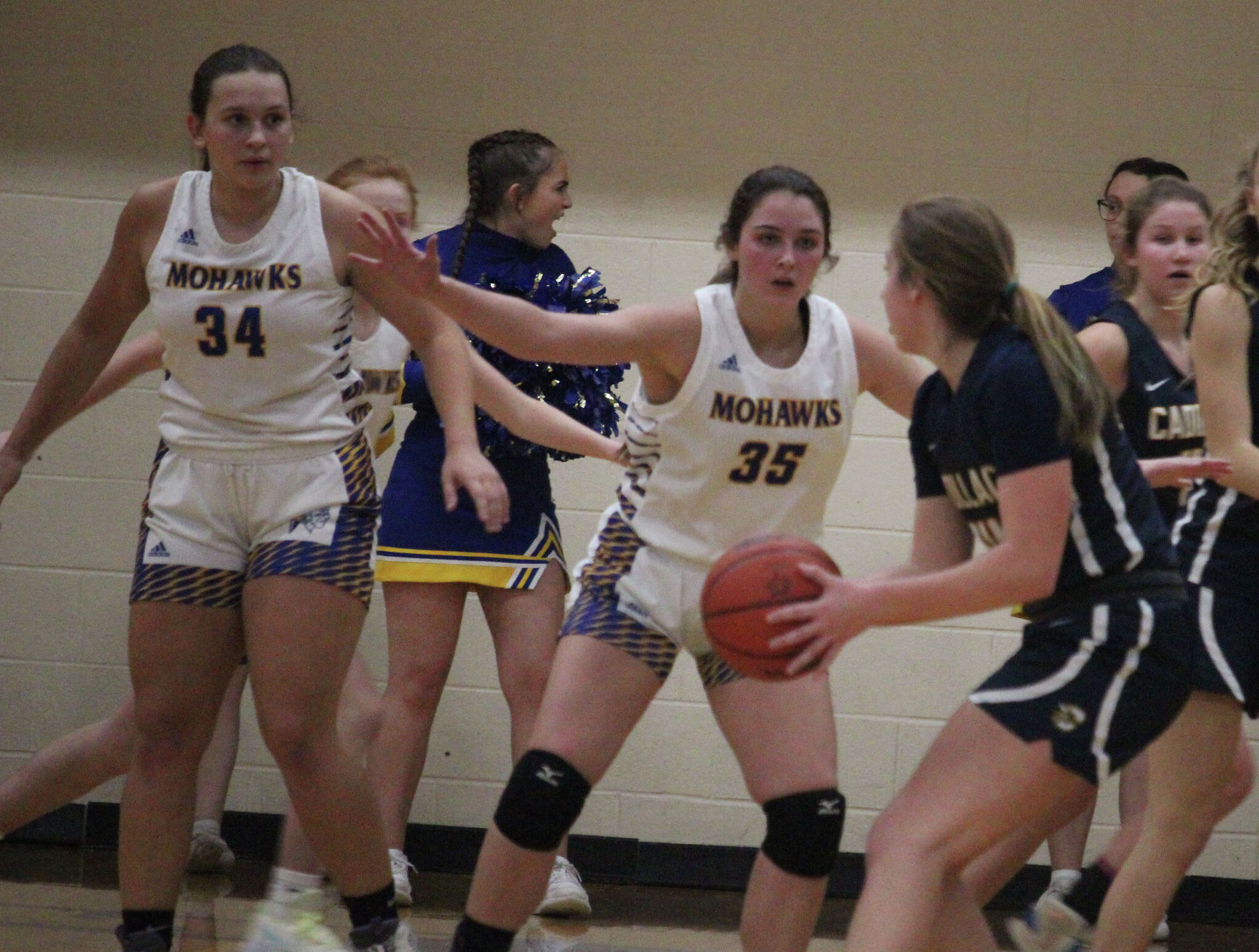 Kent City edges Mohawks 49-45 in title game