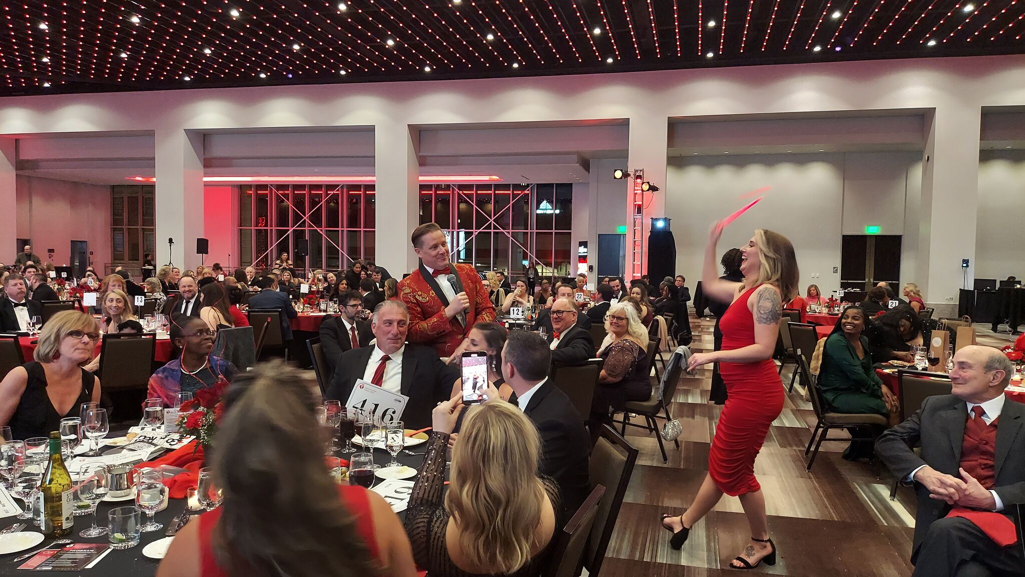 400 celebrate achievements at Heart Ball