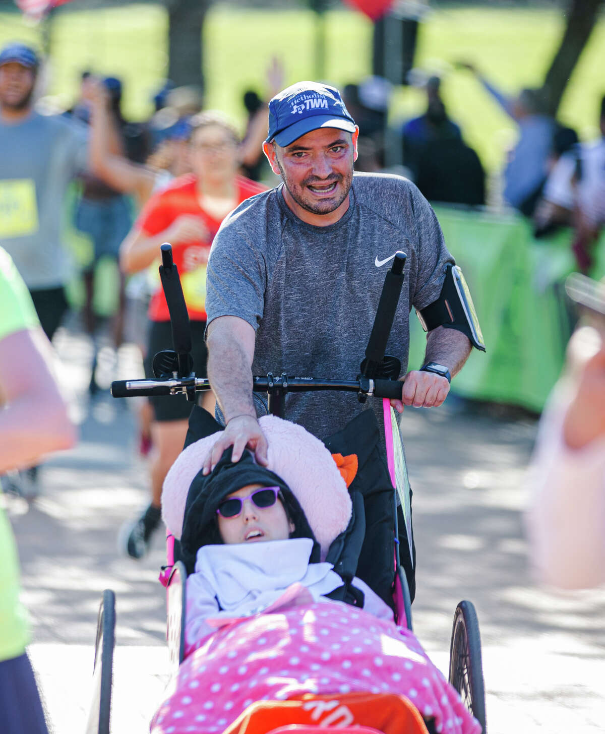 Hiley, Zuñiga take home championships at The Woodlands Marathon