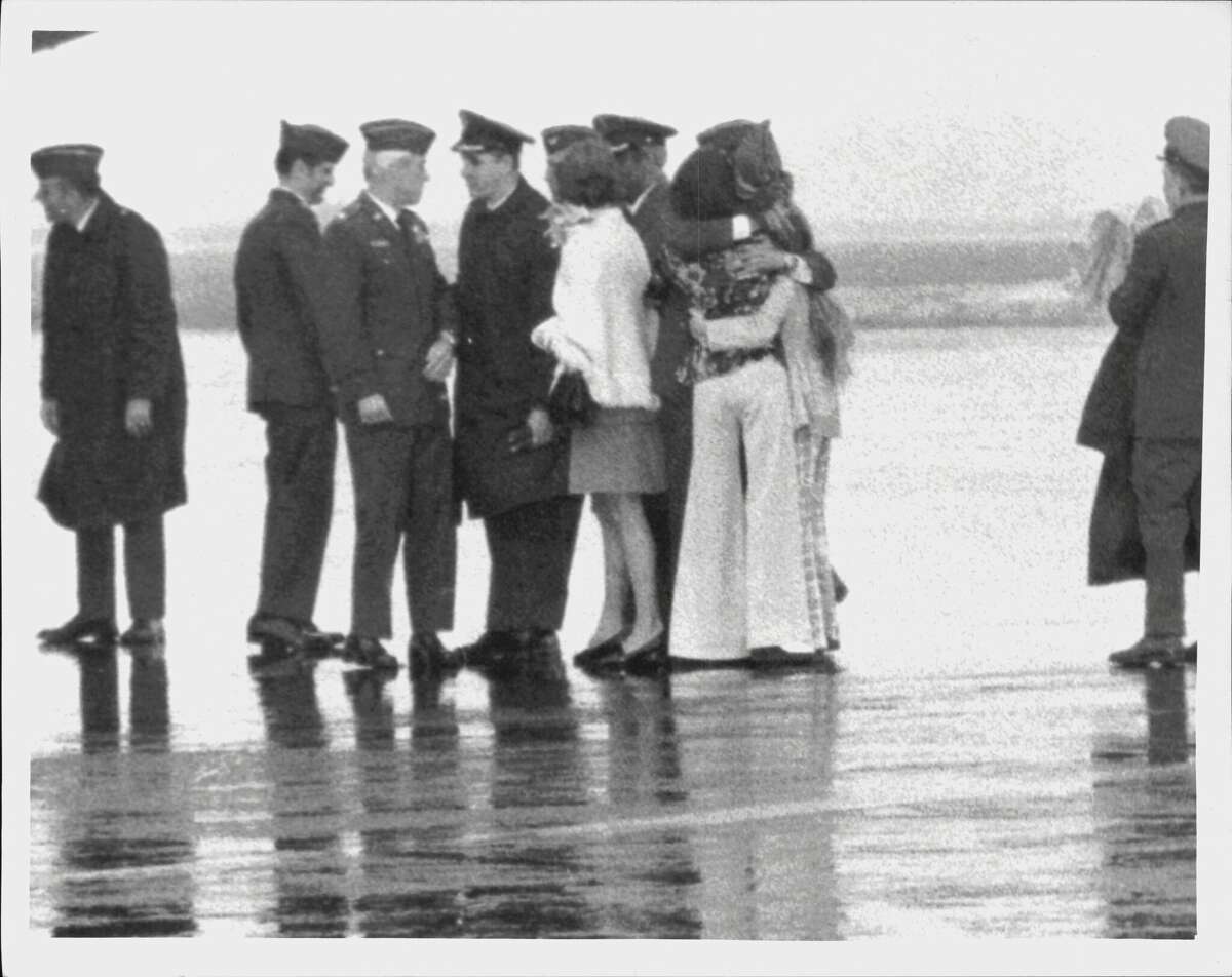 Looking Back: Vietnam War POW returns home in 1973