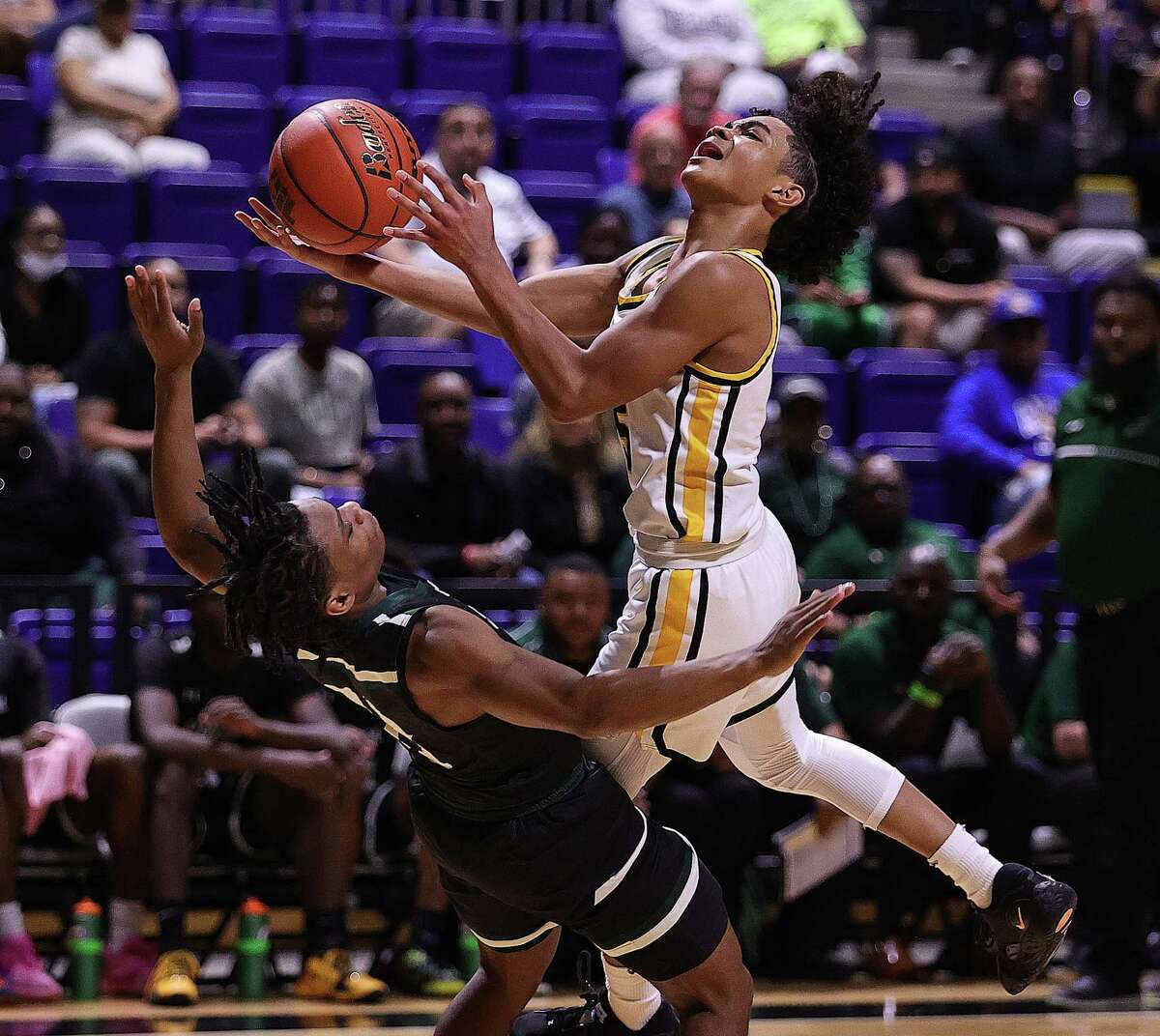 Fort Bend Marshall falls to Killeen Ellison in regional championship