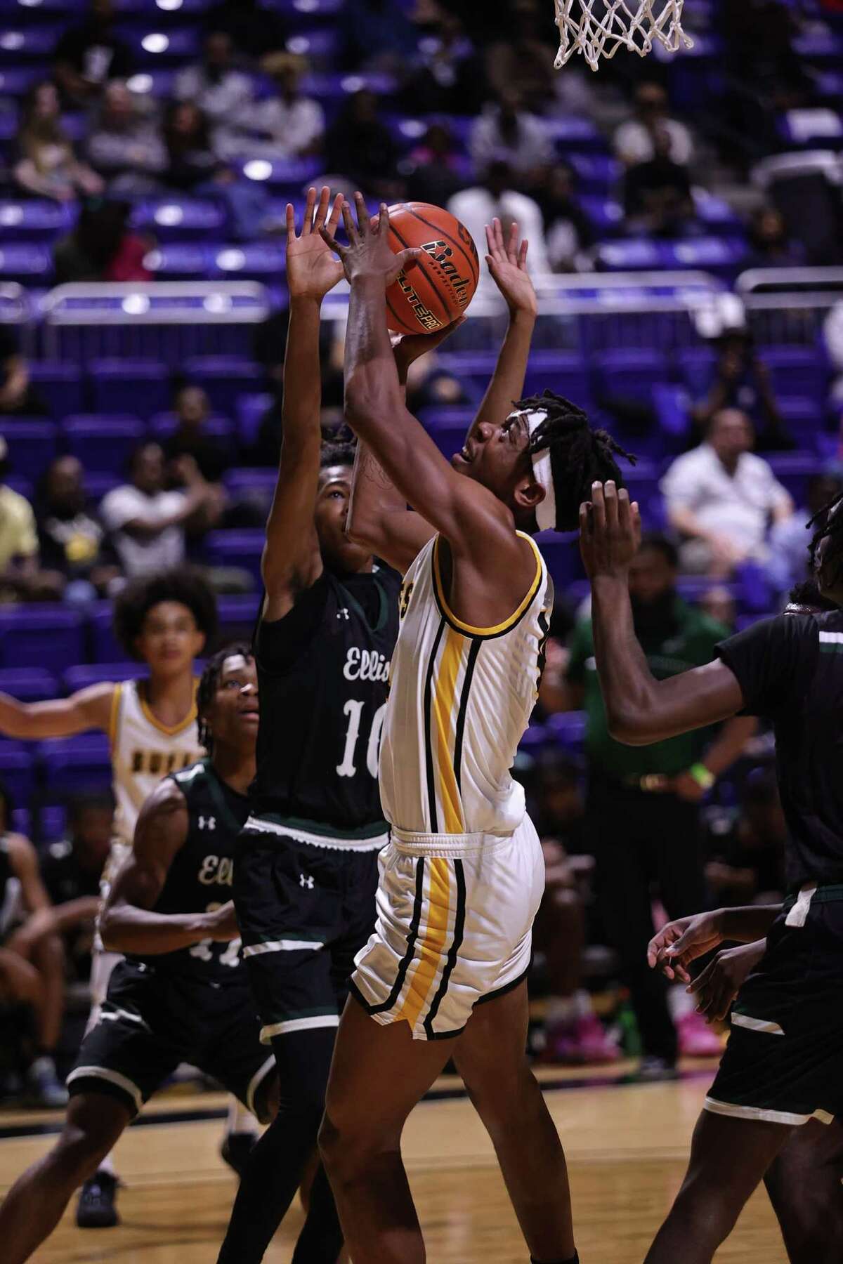 Fort Bend Marshall falls to Killeen Ellison in regional championship