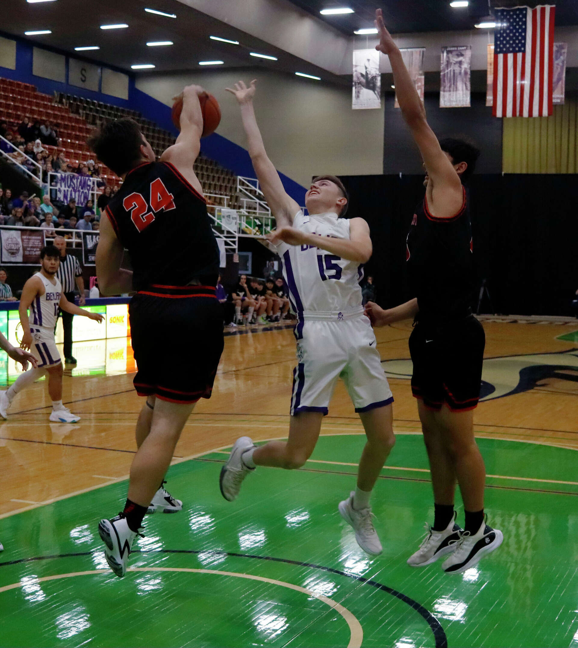 HS BOYS BASKETBALL: Rigdon leads Benjamin past No. 7 Garden City