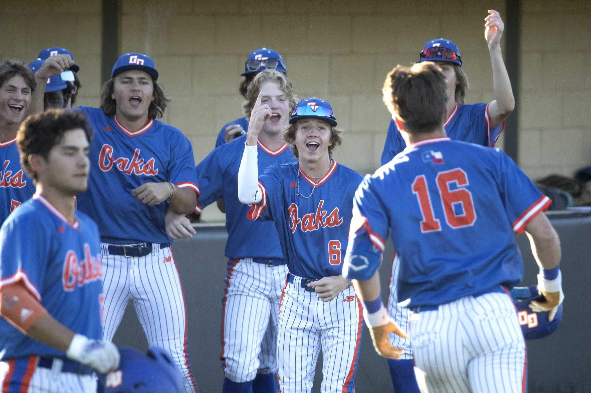 Bats heat up as Grand Oaks’ red-hot start continues