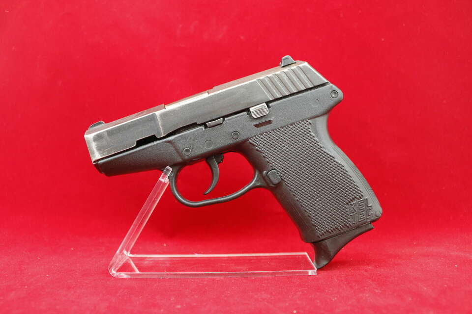 What to know about CT gun laws, from banned firearms to open carry