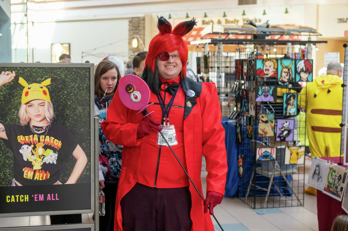Attendees have roaring good time at Midland Comic Con