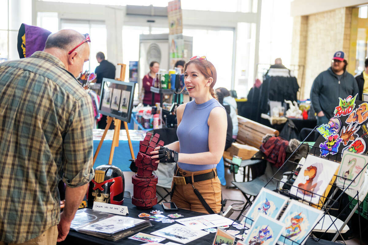 Attendees have roaring good time at Midland Comic Con