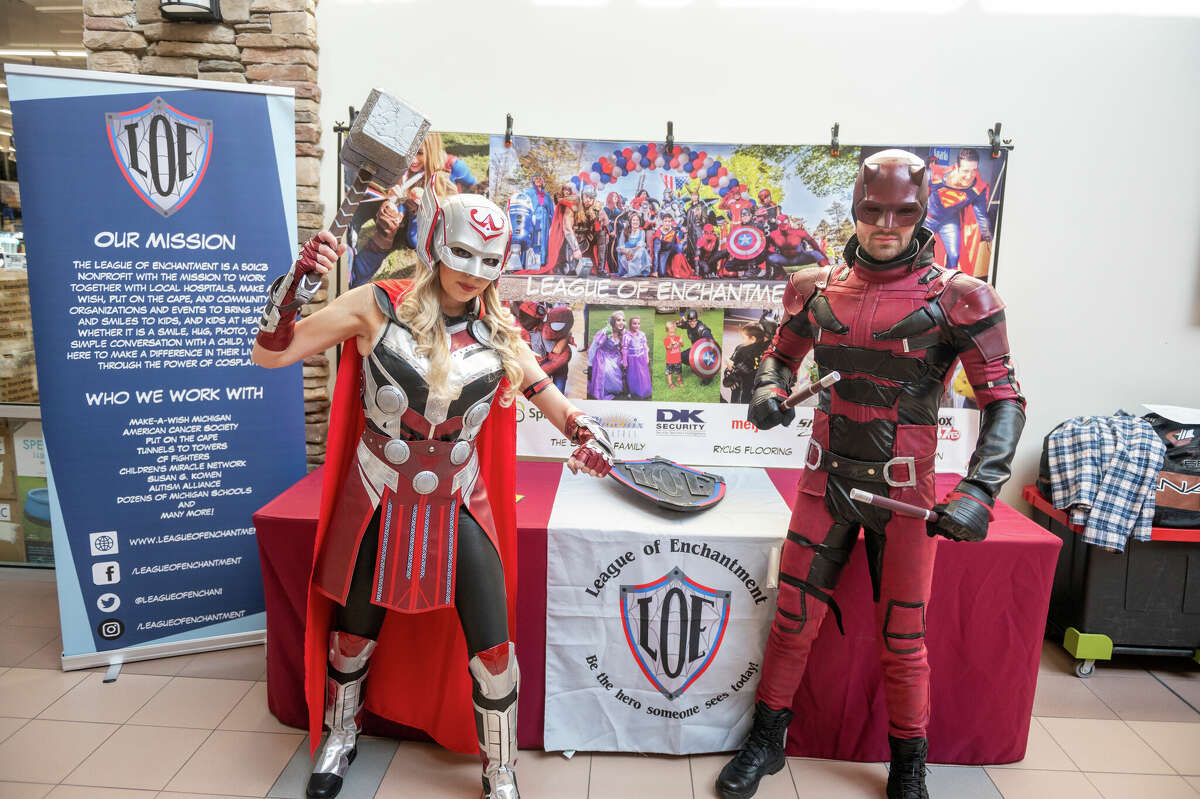 Attendees have roaring good time at Midland Comic Con