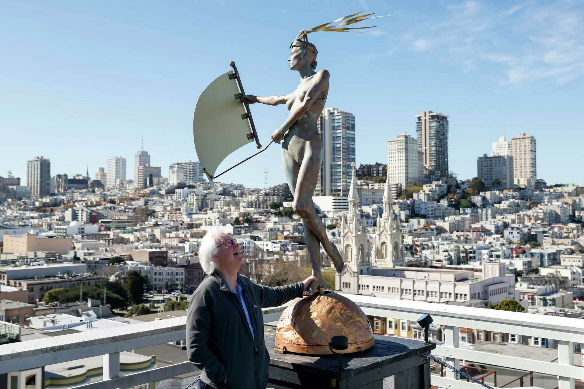 A new S.F. curiosity: Roman goddess Fortuna waves from Telegraph Hill