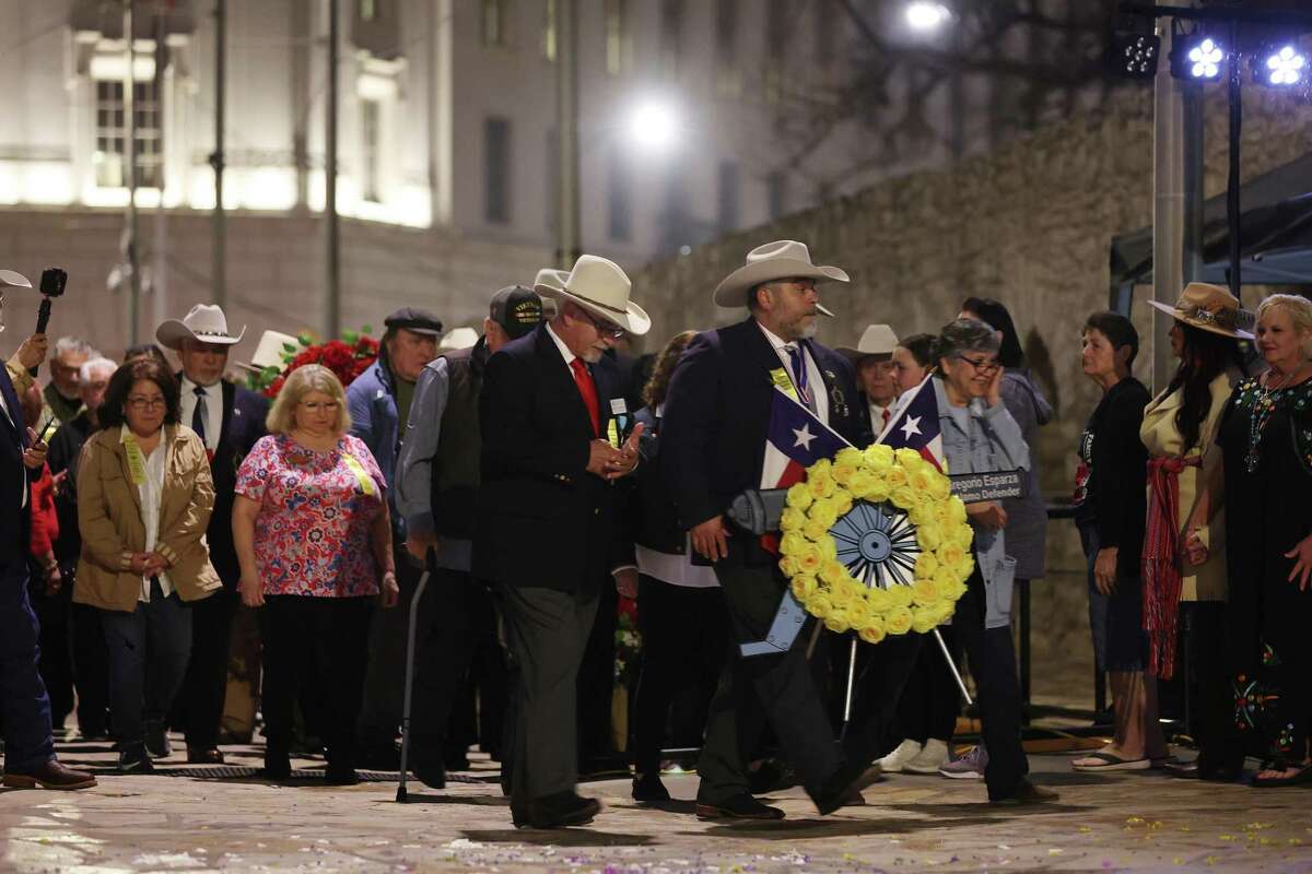 Battle of the Alamo remembered with annual dawn ceremony