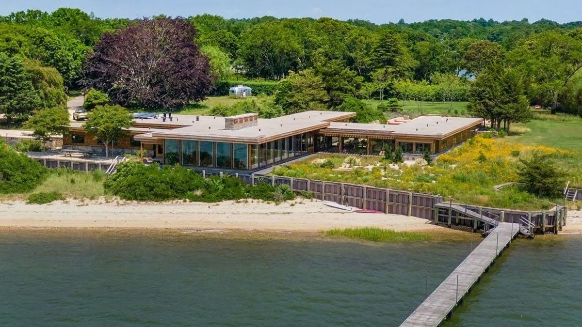 Thoroughly Modern Mansion: Shelter Island's Snyder House Is Listed for ...
