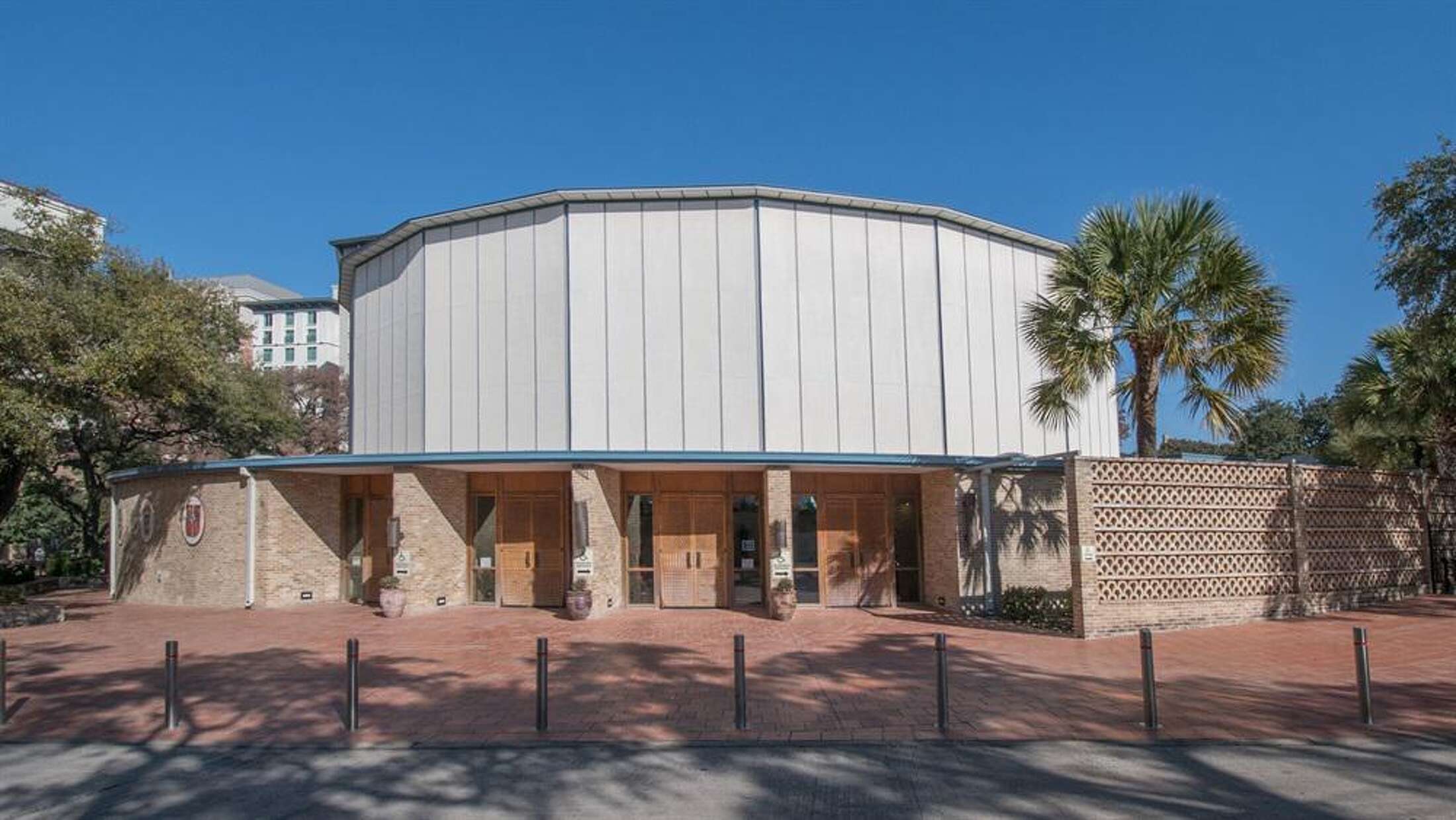 GrayStreet Partners puts Villita Assembly Building up for sale