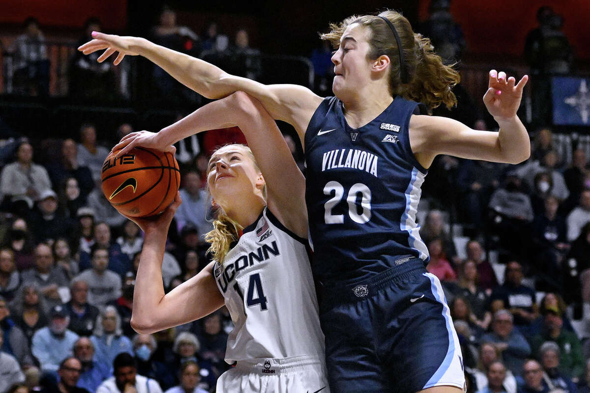 UConn women's basketball overwhelms Villanova for Big East title