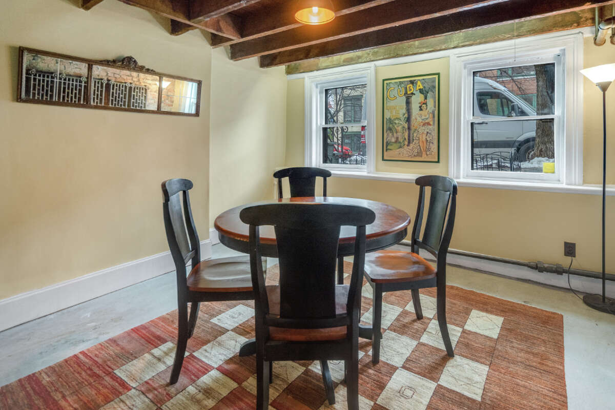 William Kennedy selling landmark where 'Legs' Diamond was killed