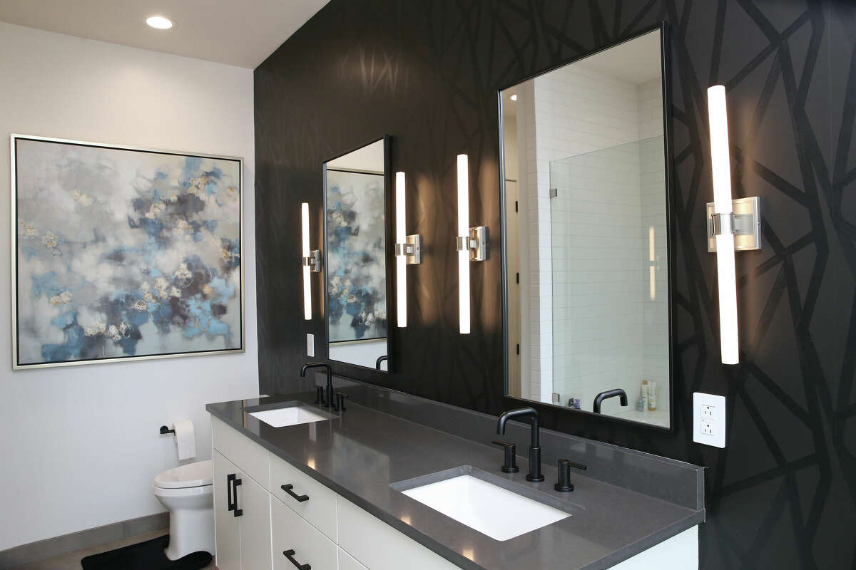 Two-story downtown San Antonio penthouse undergoes $450K redo