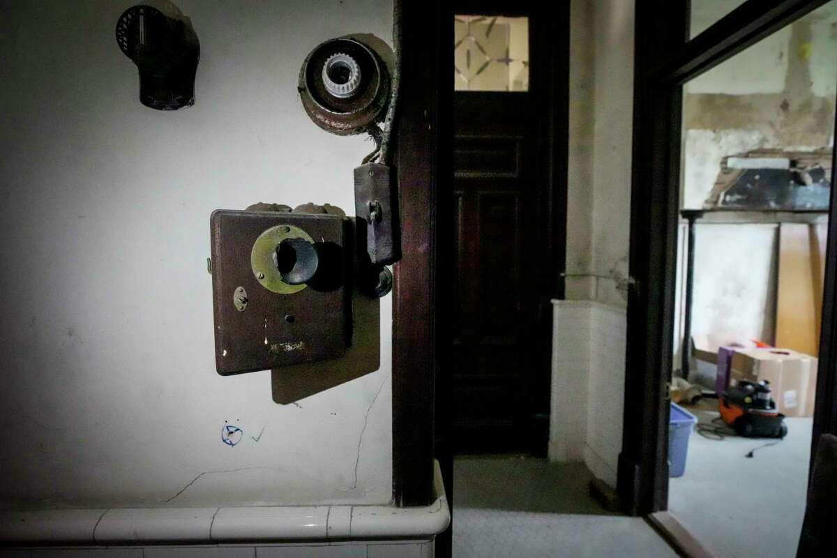 How the J.C. League Kempner home is being restored