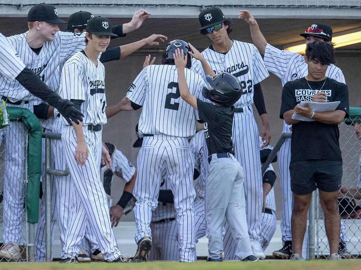 Clark plays small ball to edge LEE for second district win