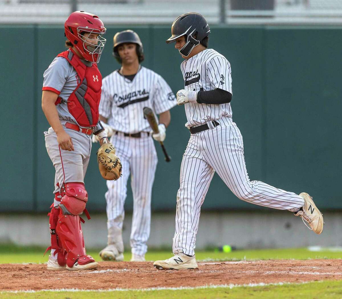 Clark plays small ball to edge LEE for second district win