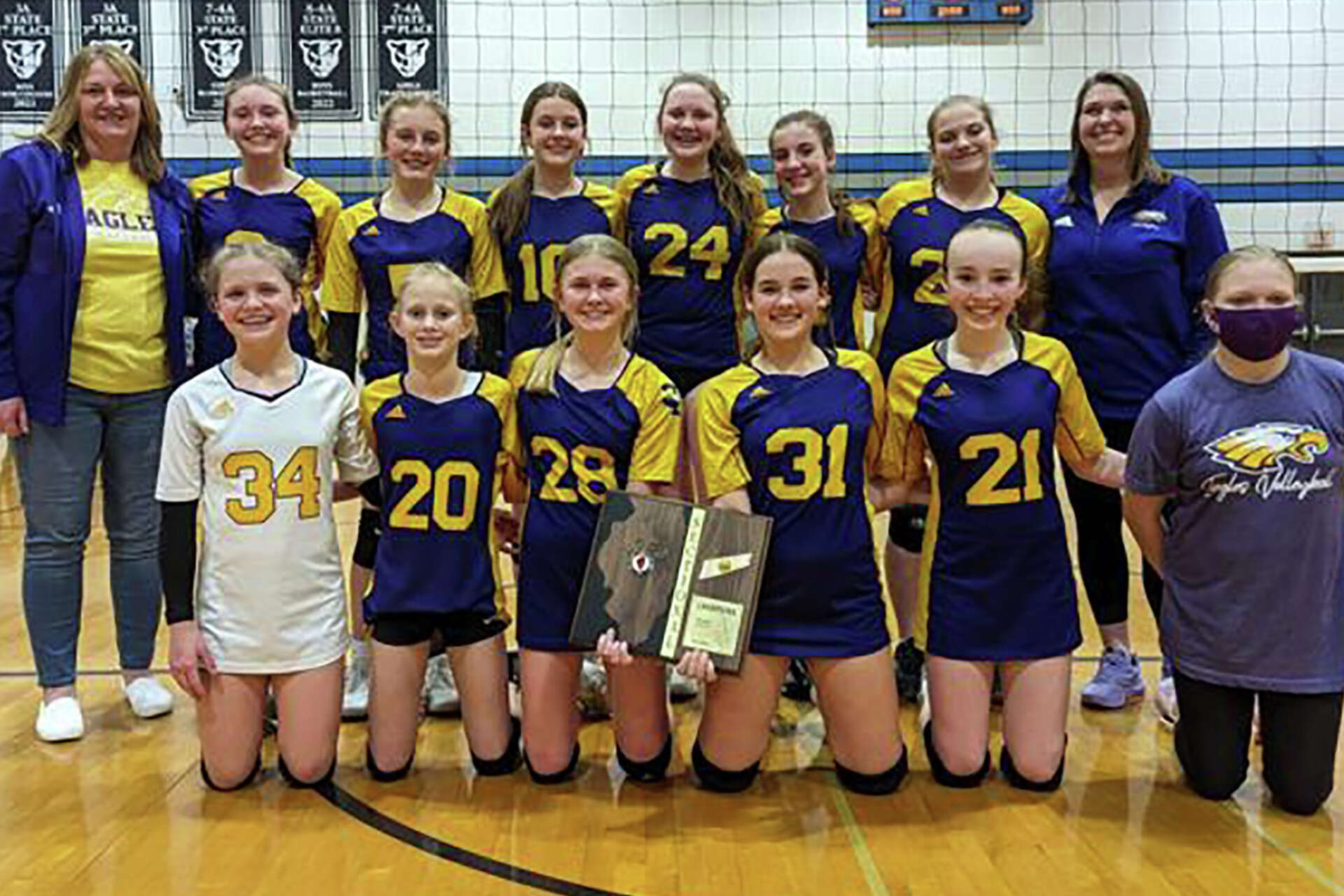 Trimpe 7th graders heading for IESA State Volleyball Tourney