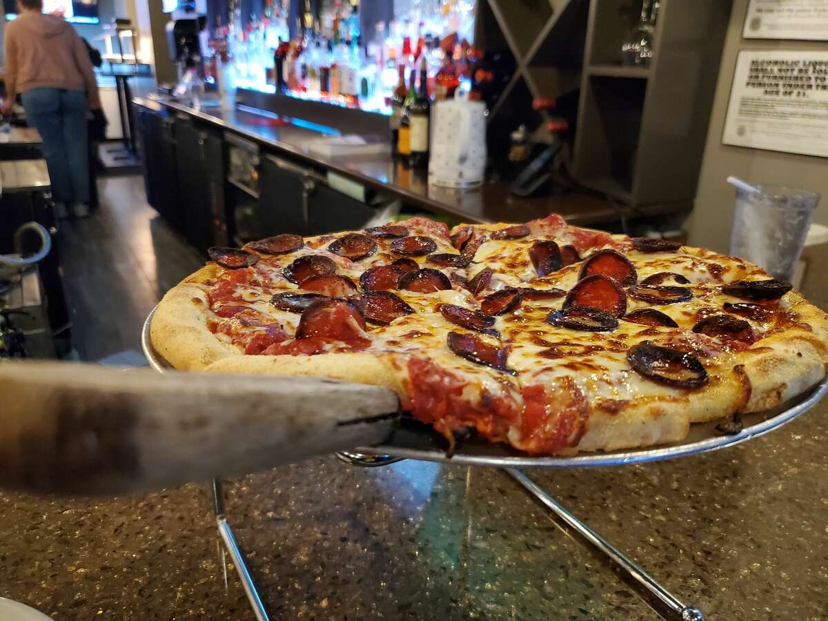 Tasting deep flavors at Vin Trofeo's Pizzeria & Pub