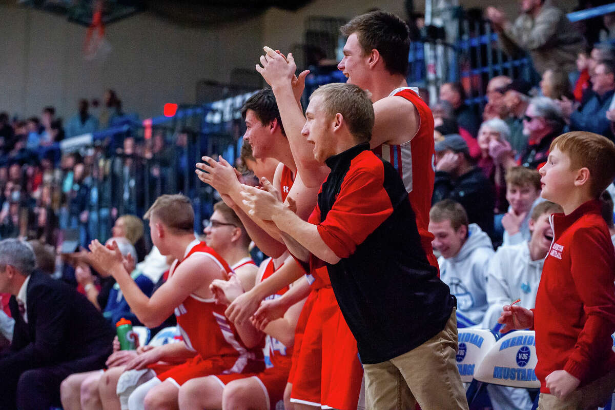PHOTOS: Beaverton and Meridian compete in rivalry basketball game