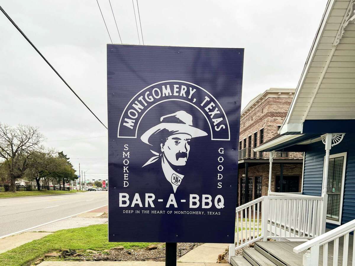 Bar-A-BBQ in Montgomery is a leap of faith for Abercrombie family