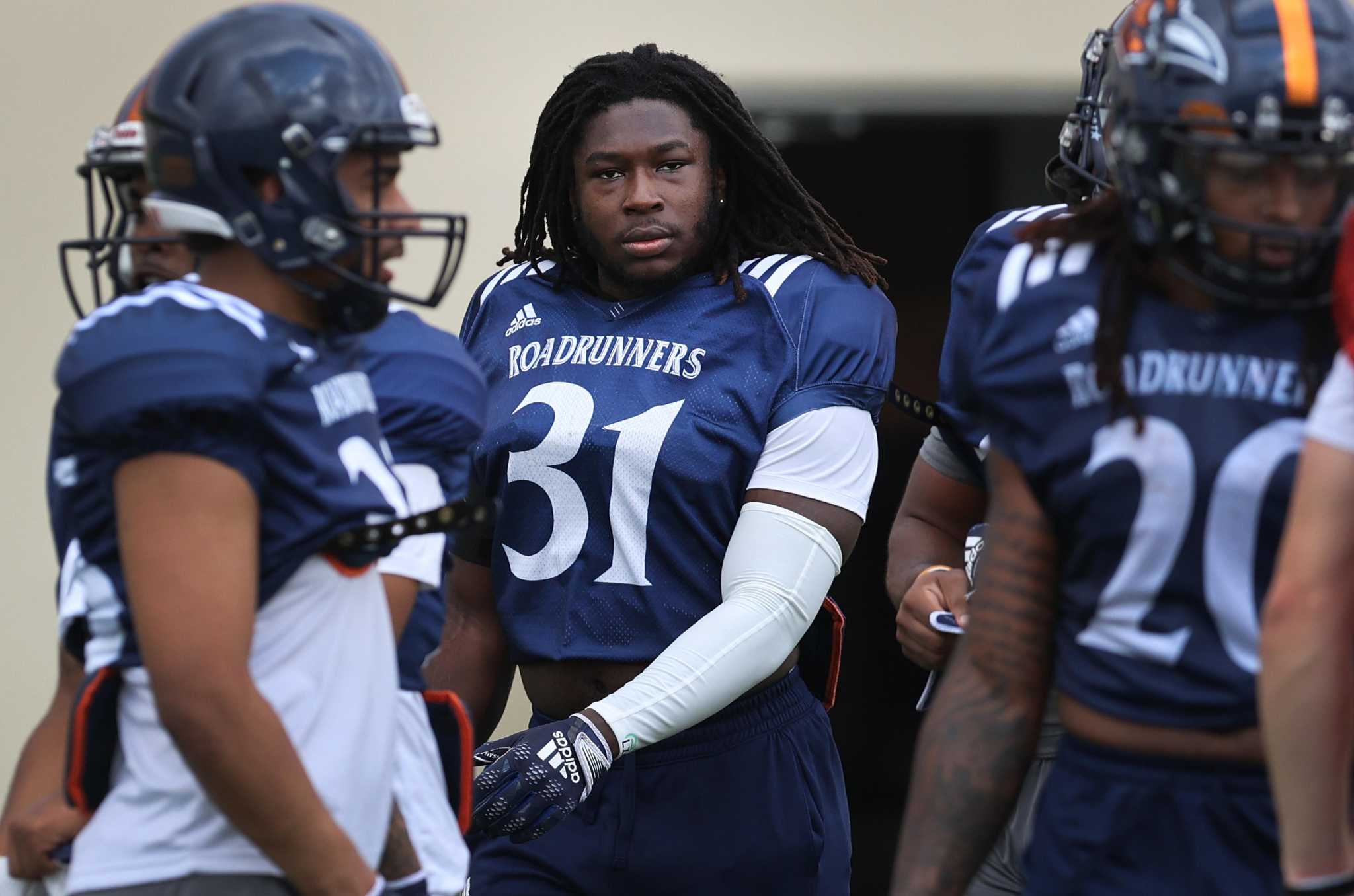 UTSA Roadrunners to put newcomers on display in spring game