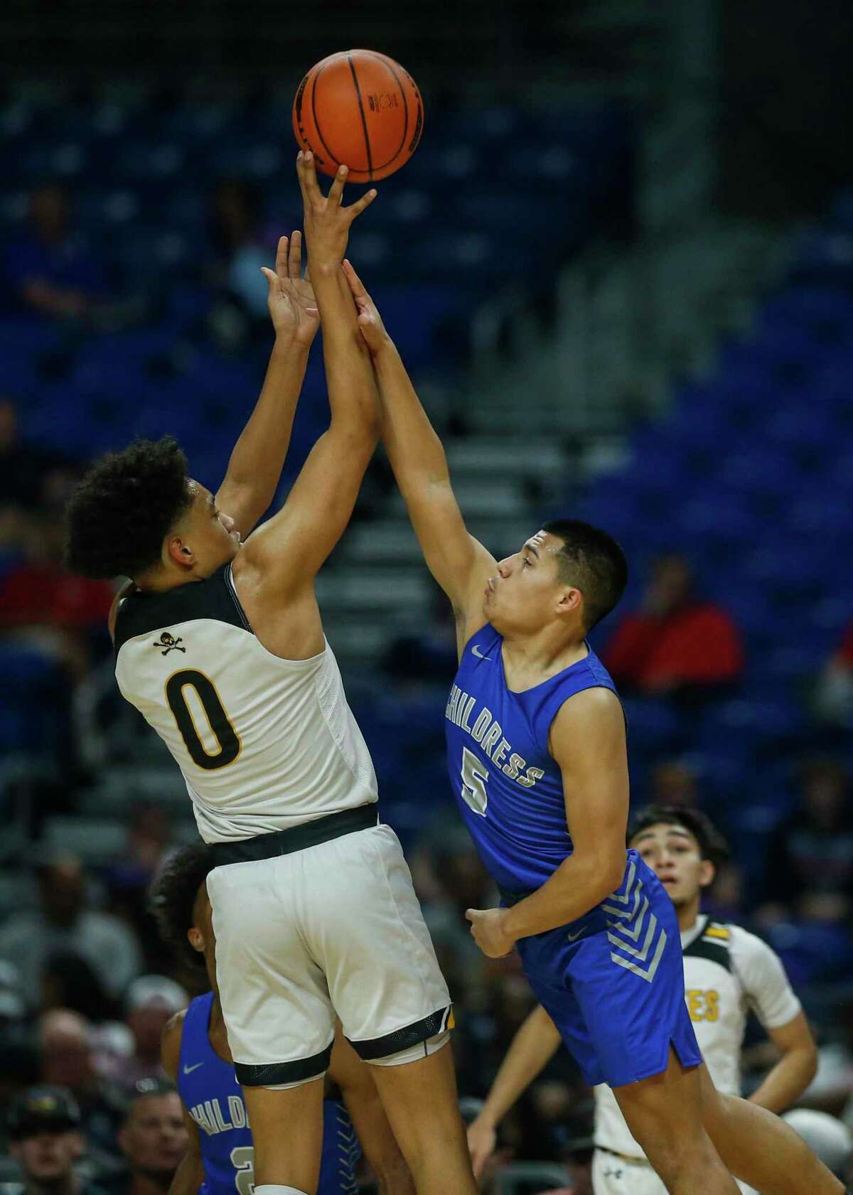 Boys basketball: Childress too much for Lytle in 3A semifinals