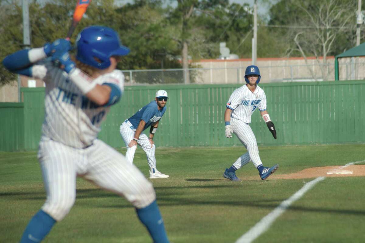 Houston baseball: Friendswood winning, but seeking offensive punch