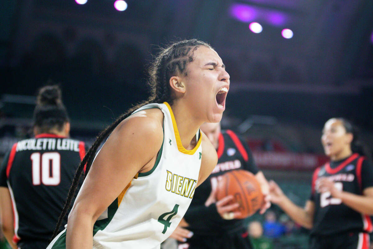 Siena women rally to dethrone Fairfield in MAAC quarterfinal