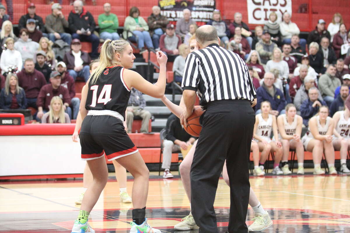 Sandusky basketball wins first regional over Cass City since 1999