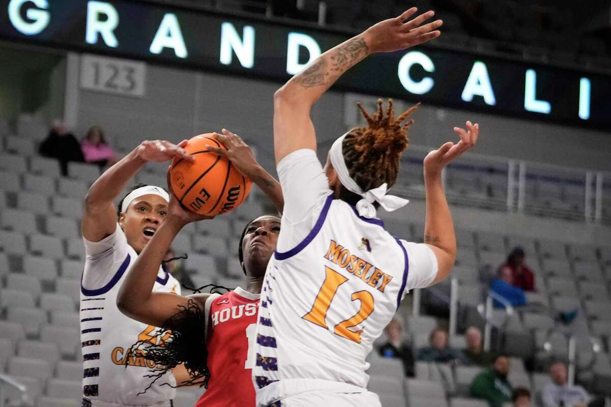 Houston Cougars women come up short in AAC tournament title game