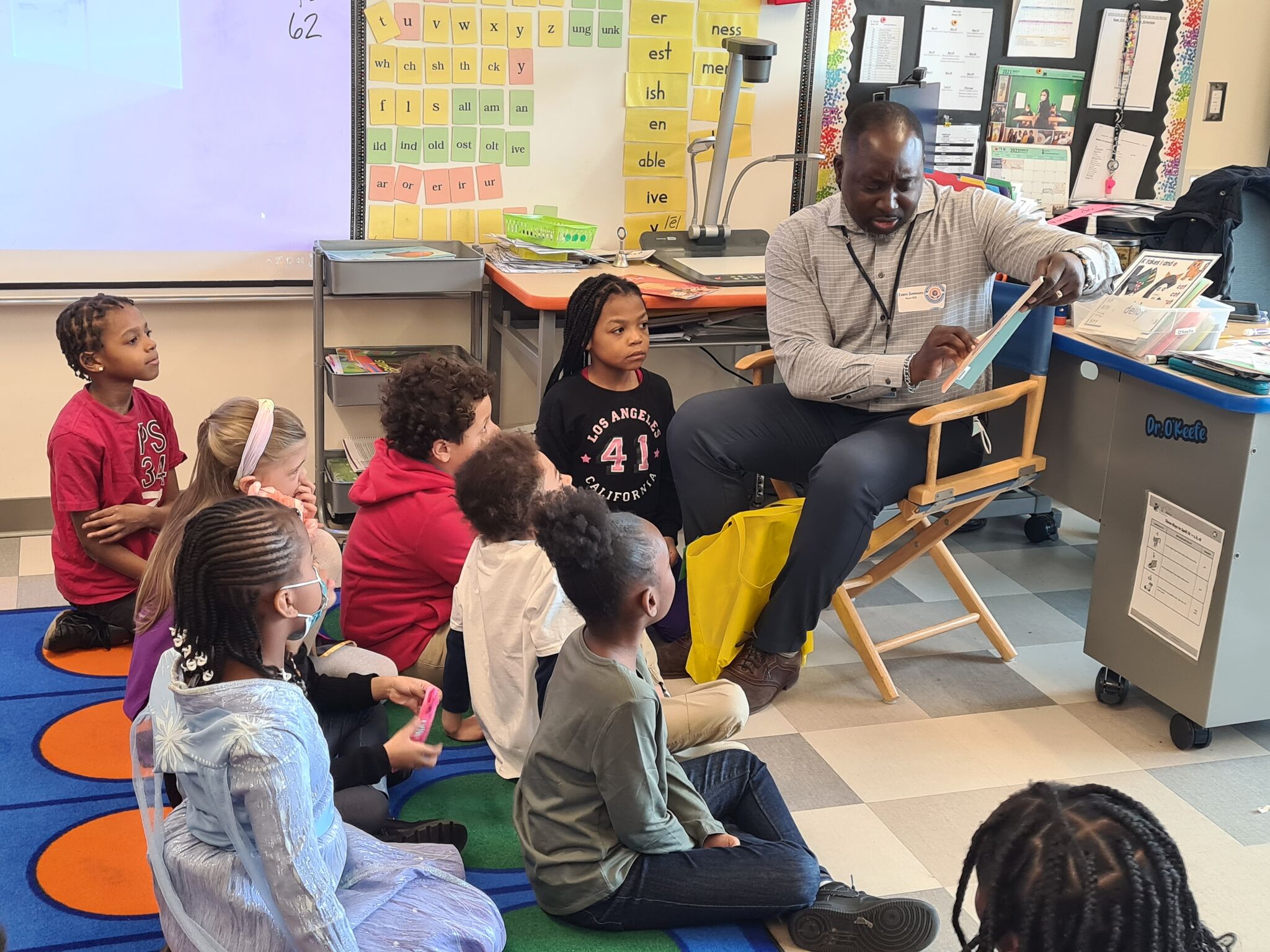 Yale New Haven volunteers engage with kids during Read Across America