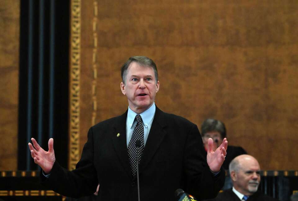 Capital Region native Anne Nardacci sworn in as federal judge