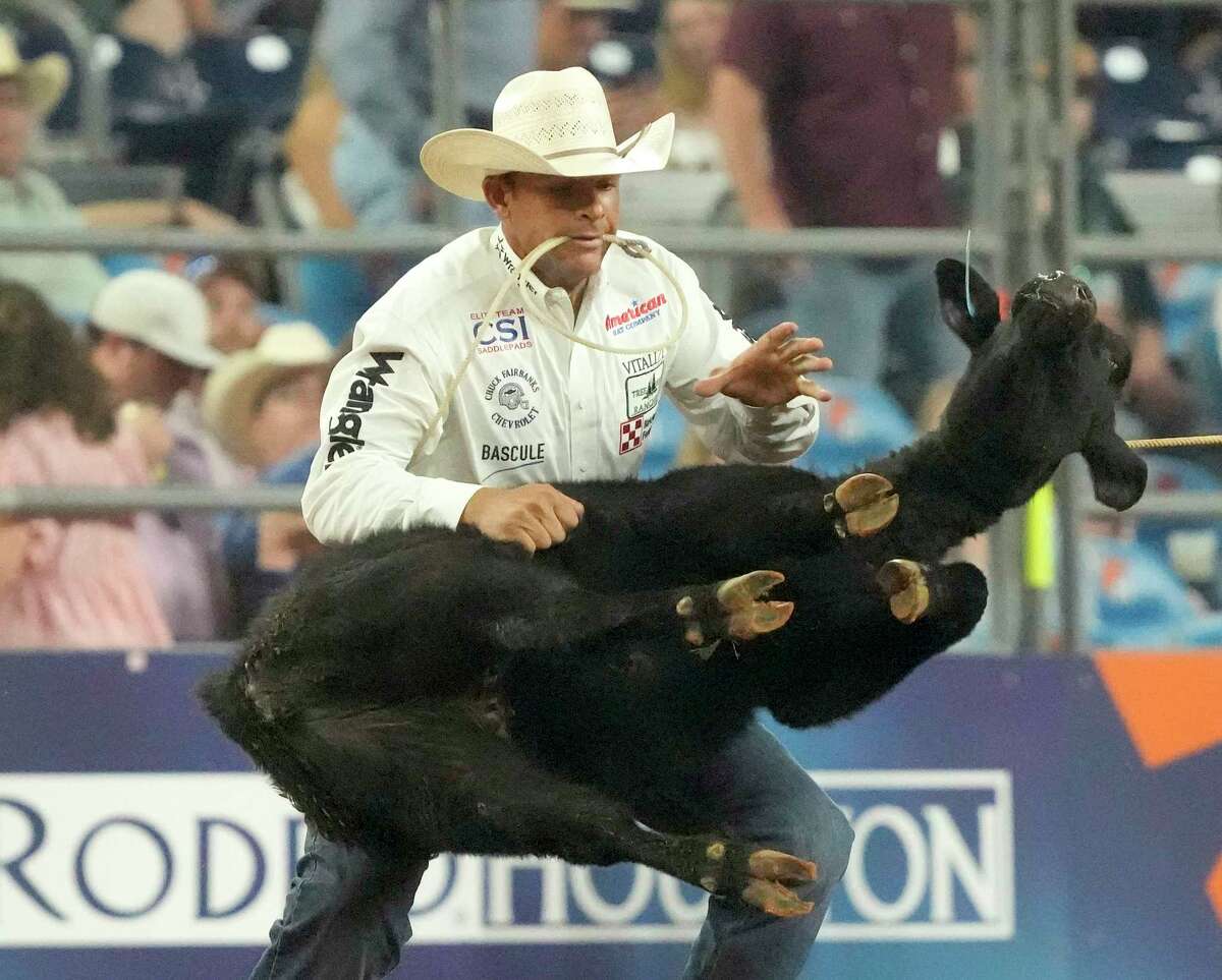 RodeoHouston: Rocker Steiner advances to bareback semifinals