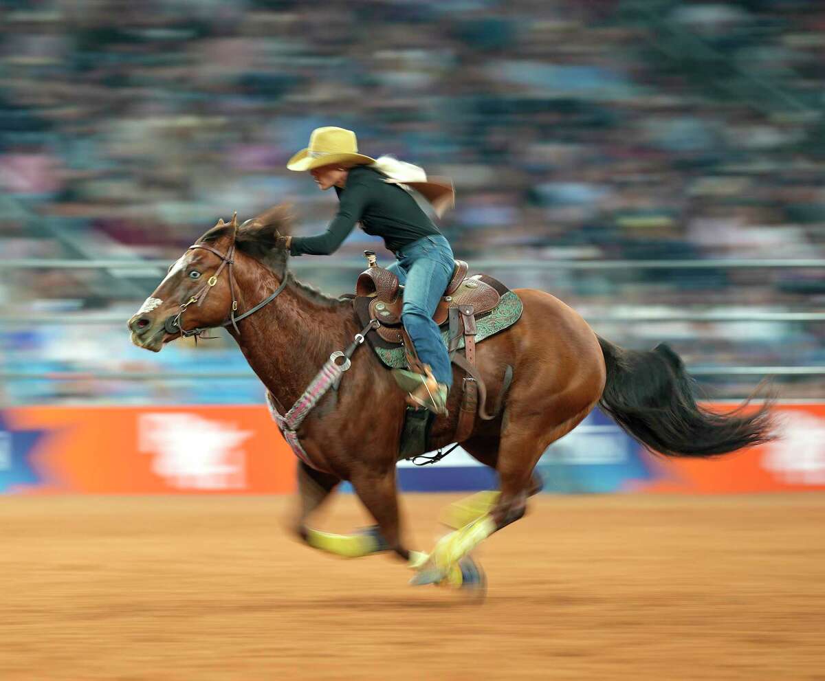 RodeoHouston: Rocker Steiner advances to bareback semifinals