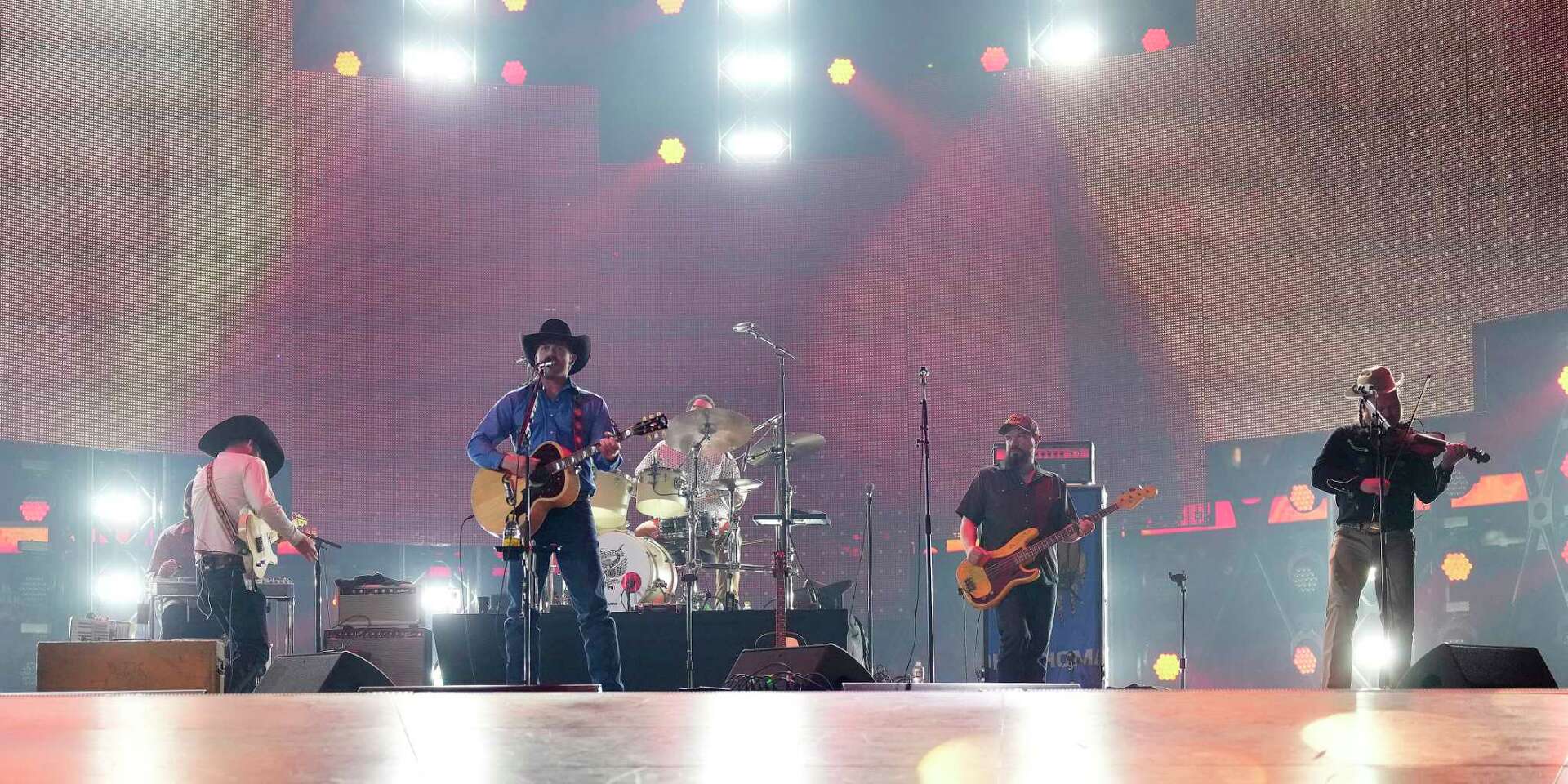 Turnpike Troubadours at Houston Rodeo: Biggest, best so far this year