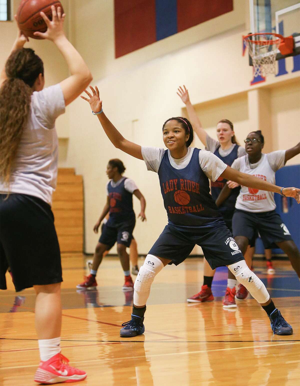 Arysia Porter aces audition, now suits up for Harlem Globetrotters