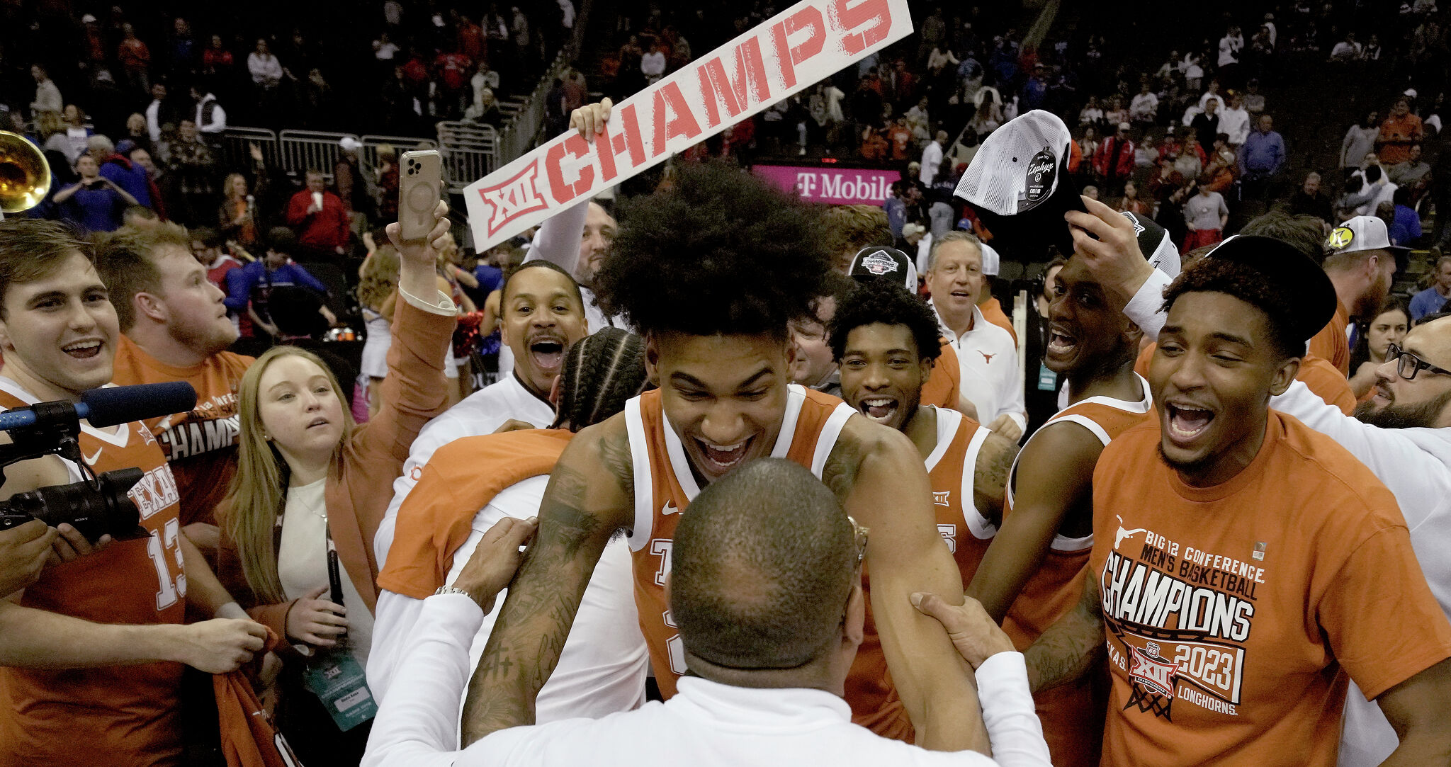 Texas Longhorns will open NCAA Tournament against Colgate