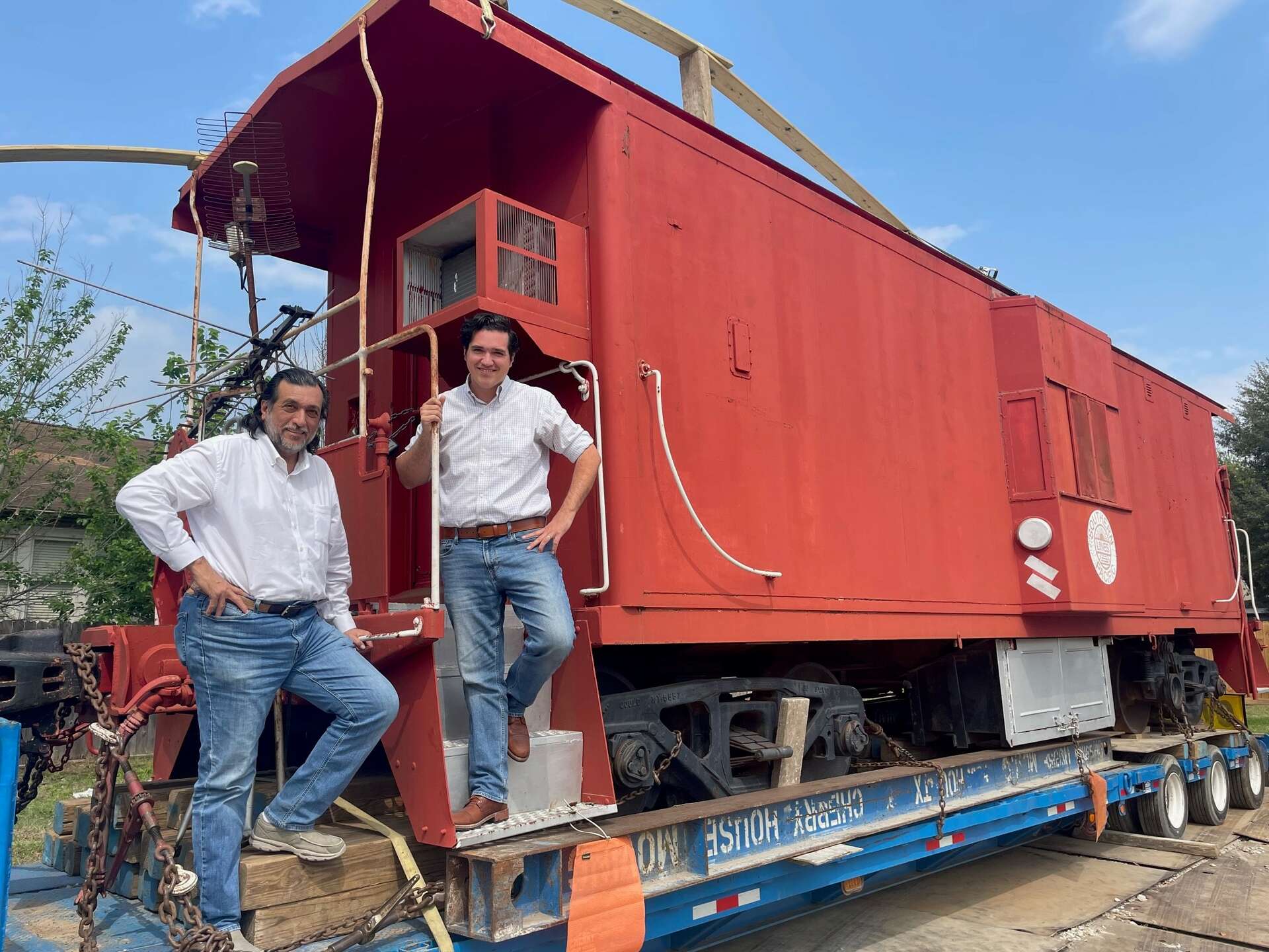 Father,son turning 1920s Eastwood building into restaurant, shops