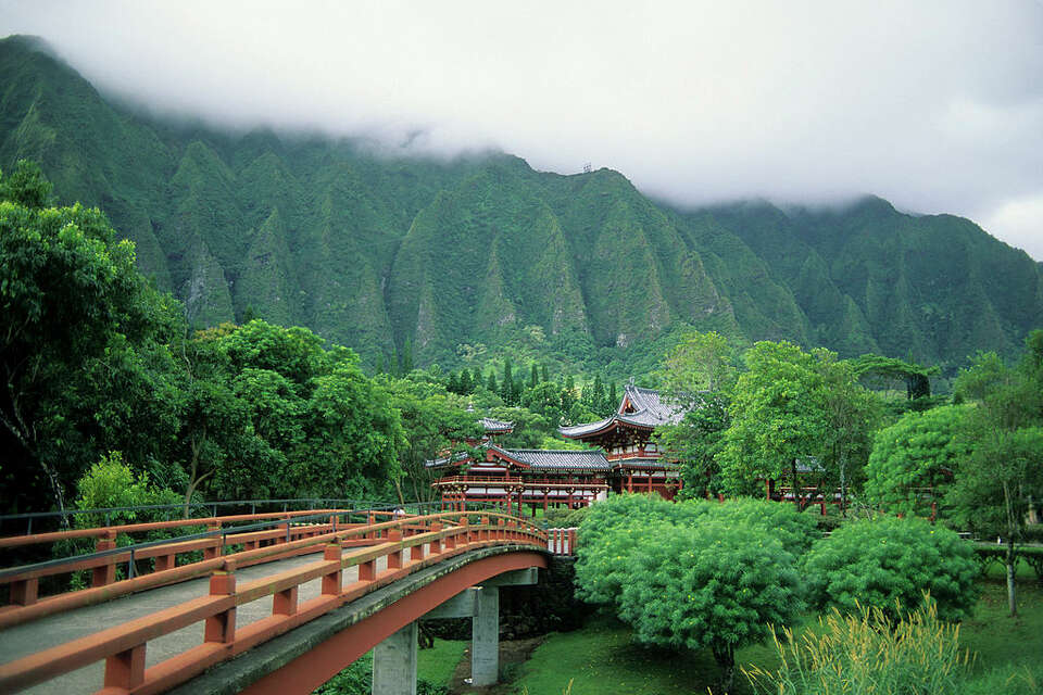 One of the most beautiful temples in the world is in Hawaii