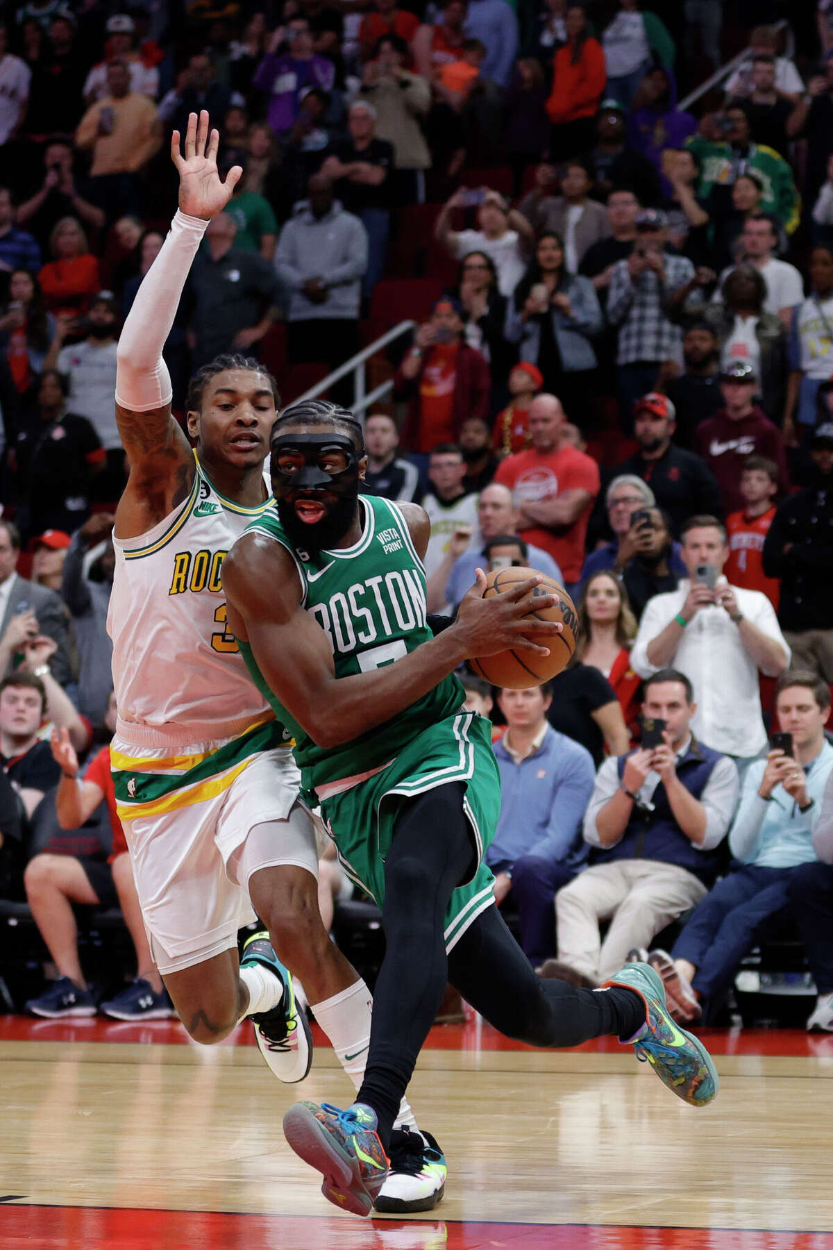Houston Rockets hold on for upset win against Boston Celtics