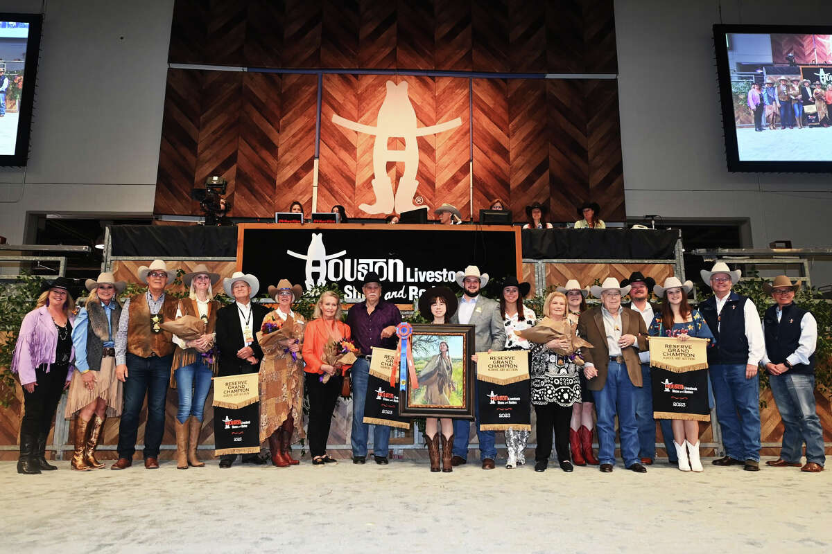 Lamar CISD student painting breaks rodeo record, sells for $275K