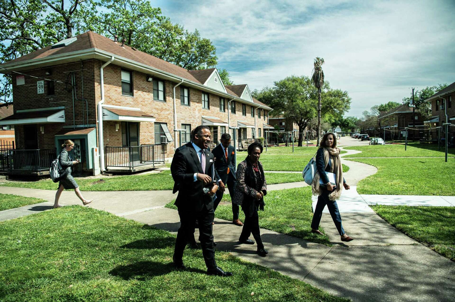 Cuney Homes searches for solutions as gang violence continues to rise