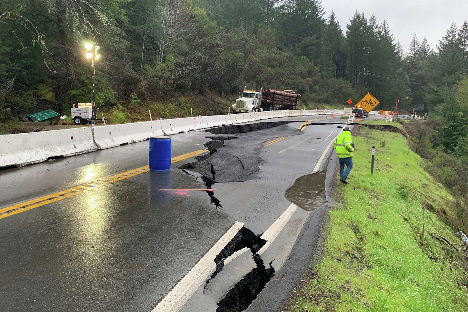 Is Highway 101 Closed In California